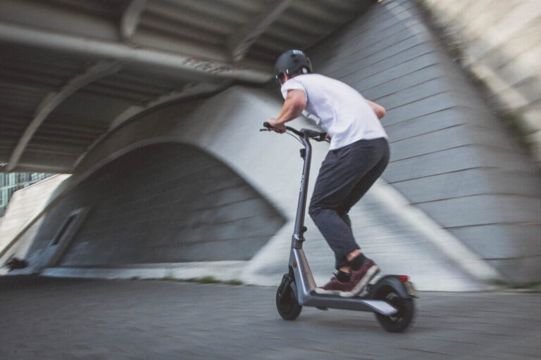 Electric Scooters for Kids 2021 [Toddlers, Kids & Teens]