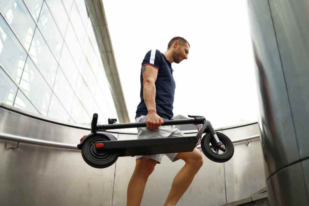 Turboant M10 Folding Electric Scooter: Good for Any Budget