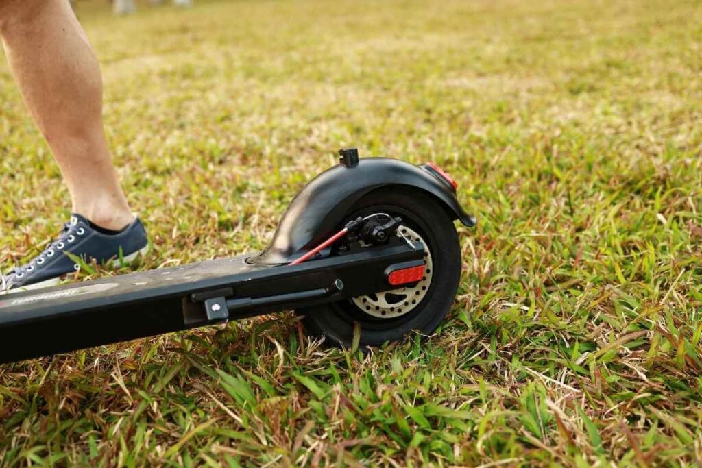Turboant M10 Folding Electric Scooter: Good for Any Budget